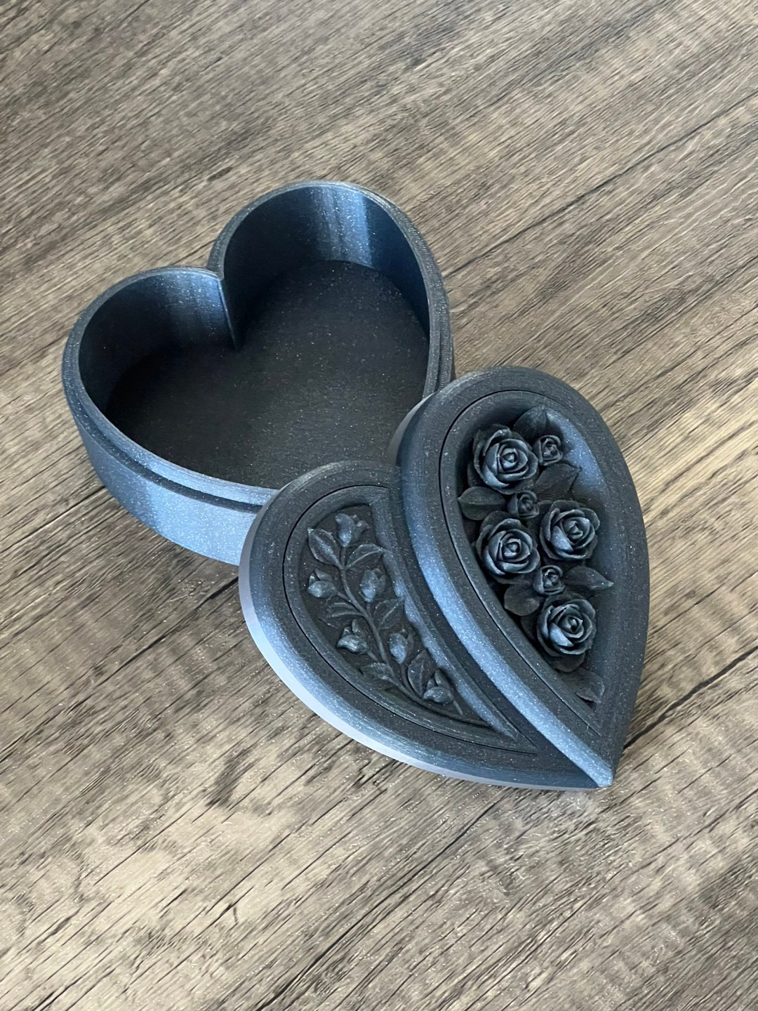 Heart Shaped Jewelry Box With Roses, 3D Printed Gifts and Decor - Etsy