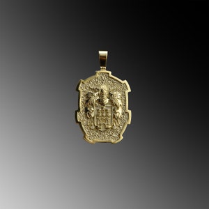 Custom Family Crest Pendant Coat of Arms Necklace, Custom Heraldry ...