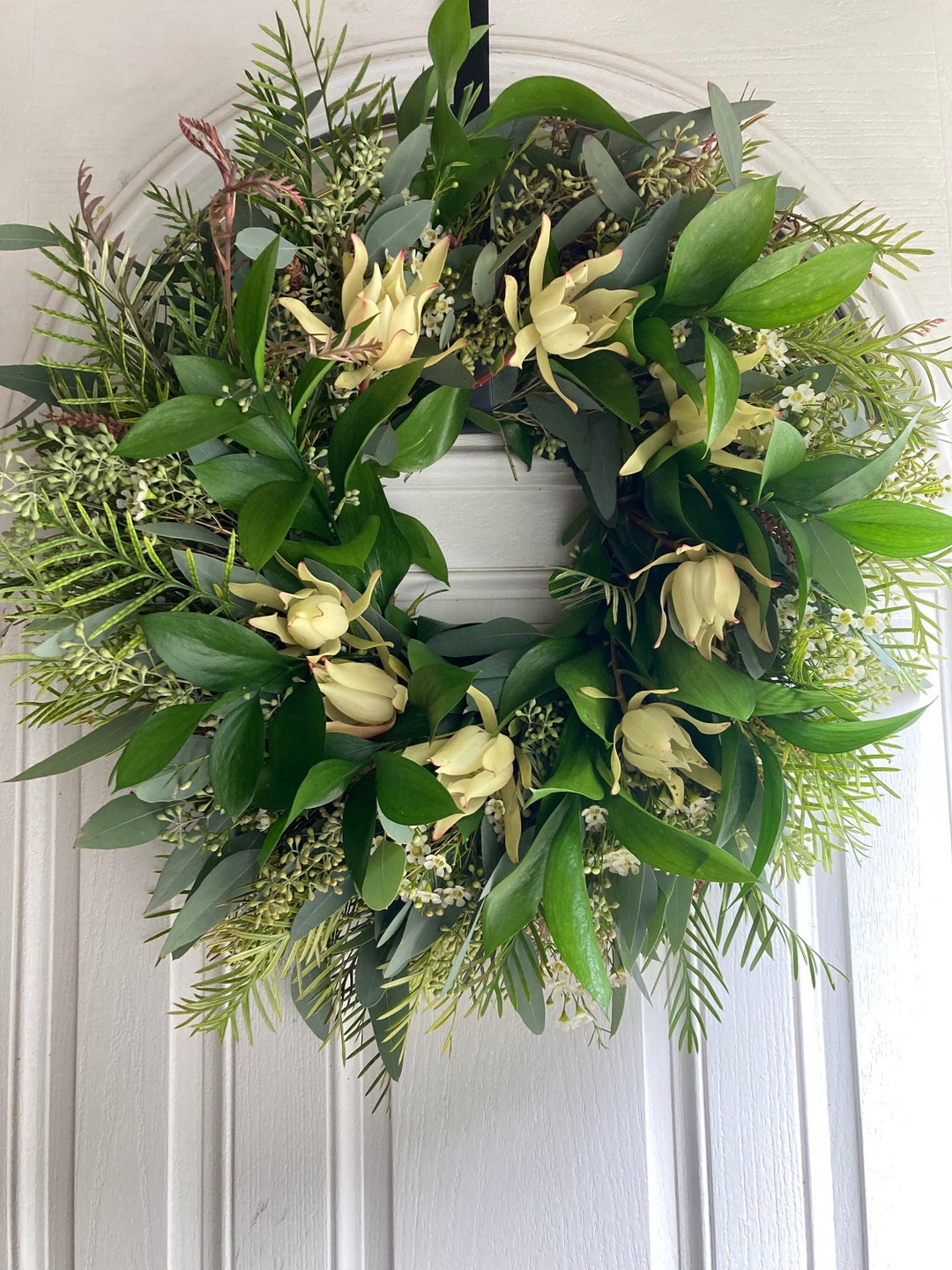 Fresh Leucadendron Grevillea Israeli Ruscus Seeded Wreath, Fresh Flower ...
