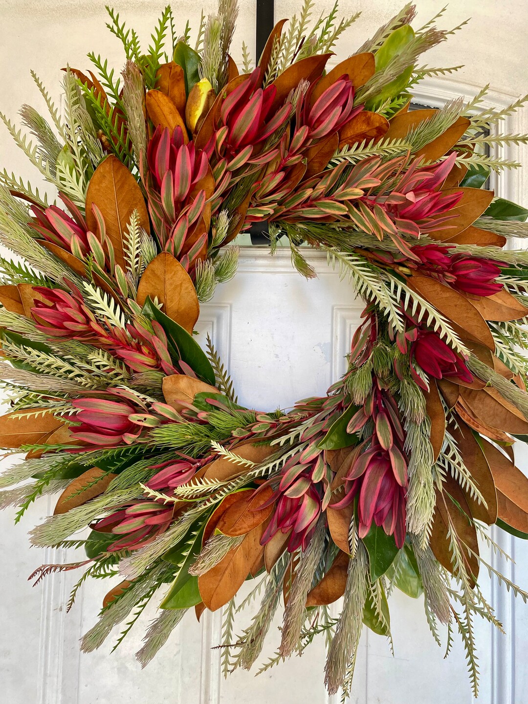 Fresh Magnolia Woolly Bush Grevillea Safari Sunset Wreath, Real ...