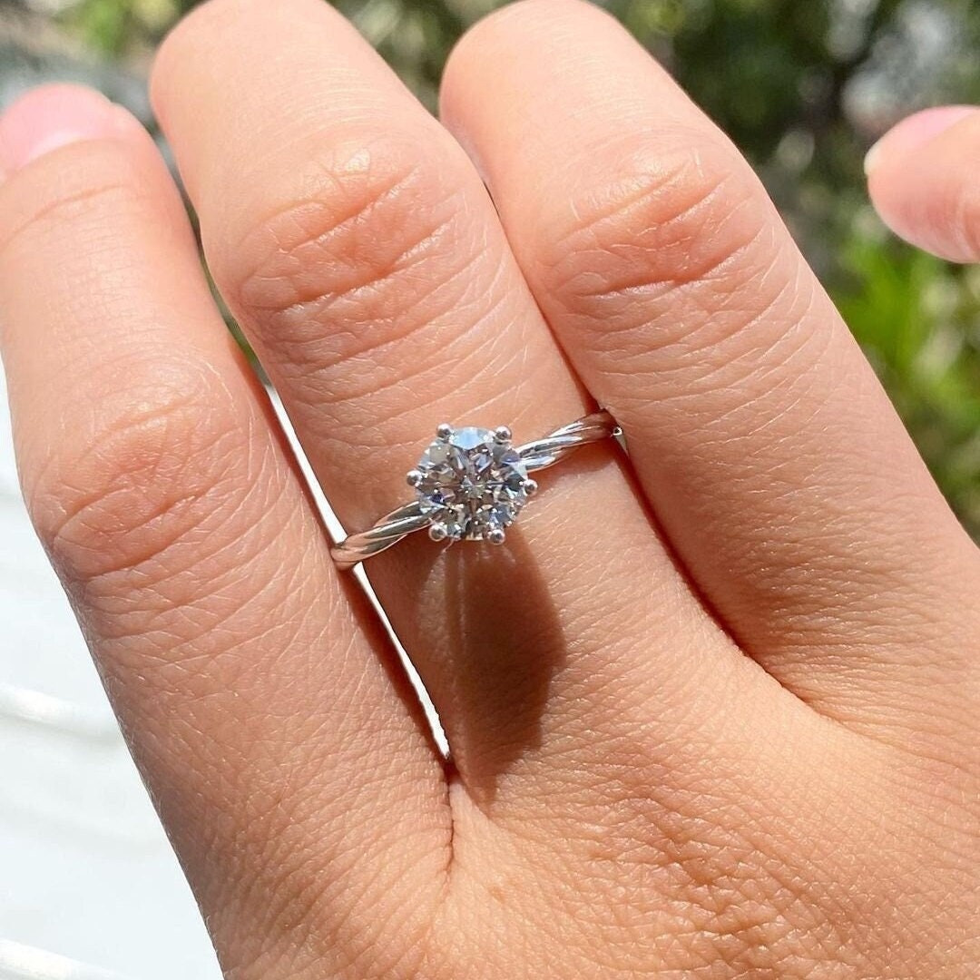 Simple White Round Brilliant Cut Solitaire Cz Twisted Shank Ring | Best ...