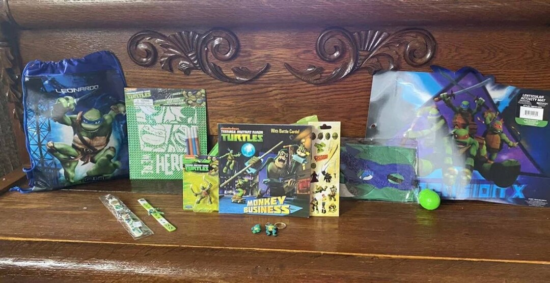 TMNT Teenage Mutant Ninja Turtles Easter Basket Leonardo Figure ...