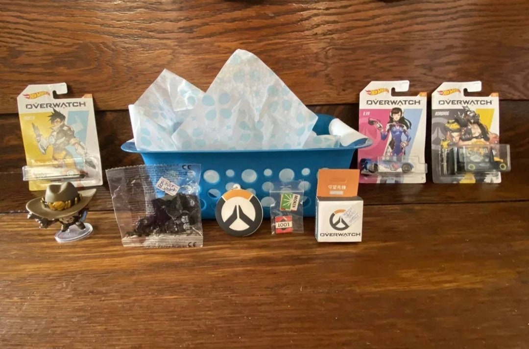 Overwatch Gift Basket Mccree Figure Roadhog Tracer & D. Va Hot Wheels ...