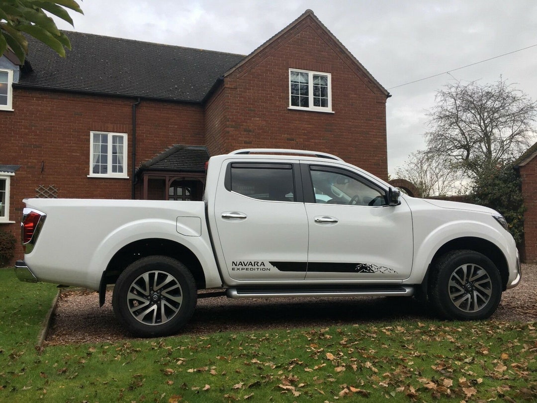 Nissan NP300 NAVARA Expedition Rocker Panel Vinyl Decal Sticker ...