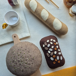 Freshly Baked Felt Breads – Perfect for Play Kitchens & Stores! Toy ...