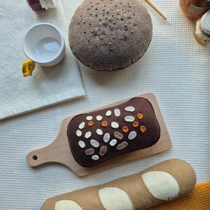 Freshly Baked Felt Breads – Perfect for Play Kitchens & Stores! Toy ...