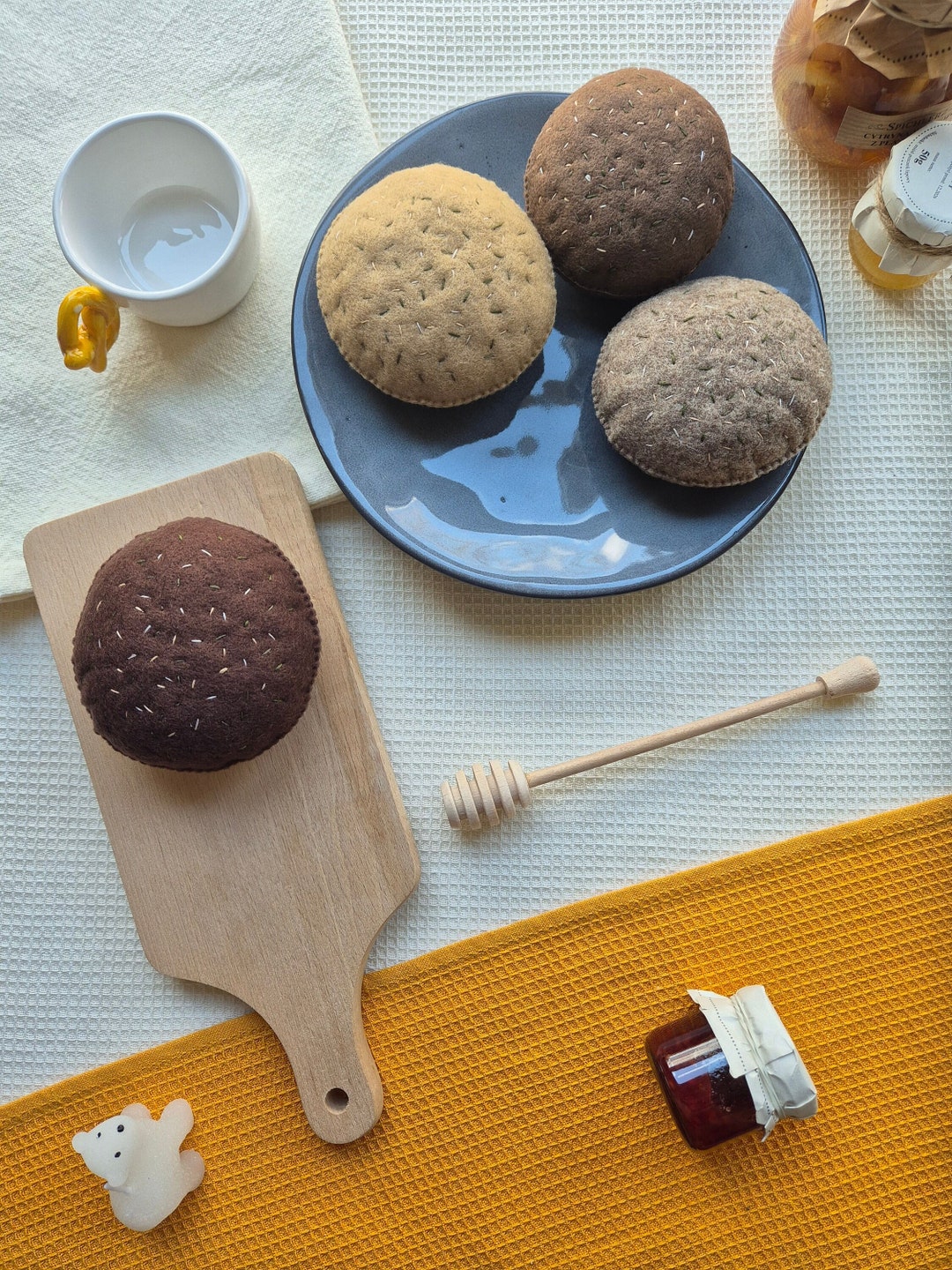 Felt Pretend Play Bun – Toy Kitchen Food, No Glue - Etsy