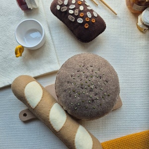Freshly Baked Felt Breads – Perfect for Play Kitchens & Stores! Toy ...