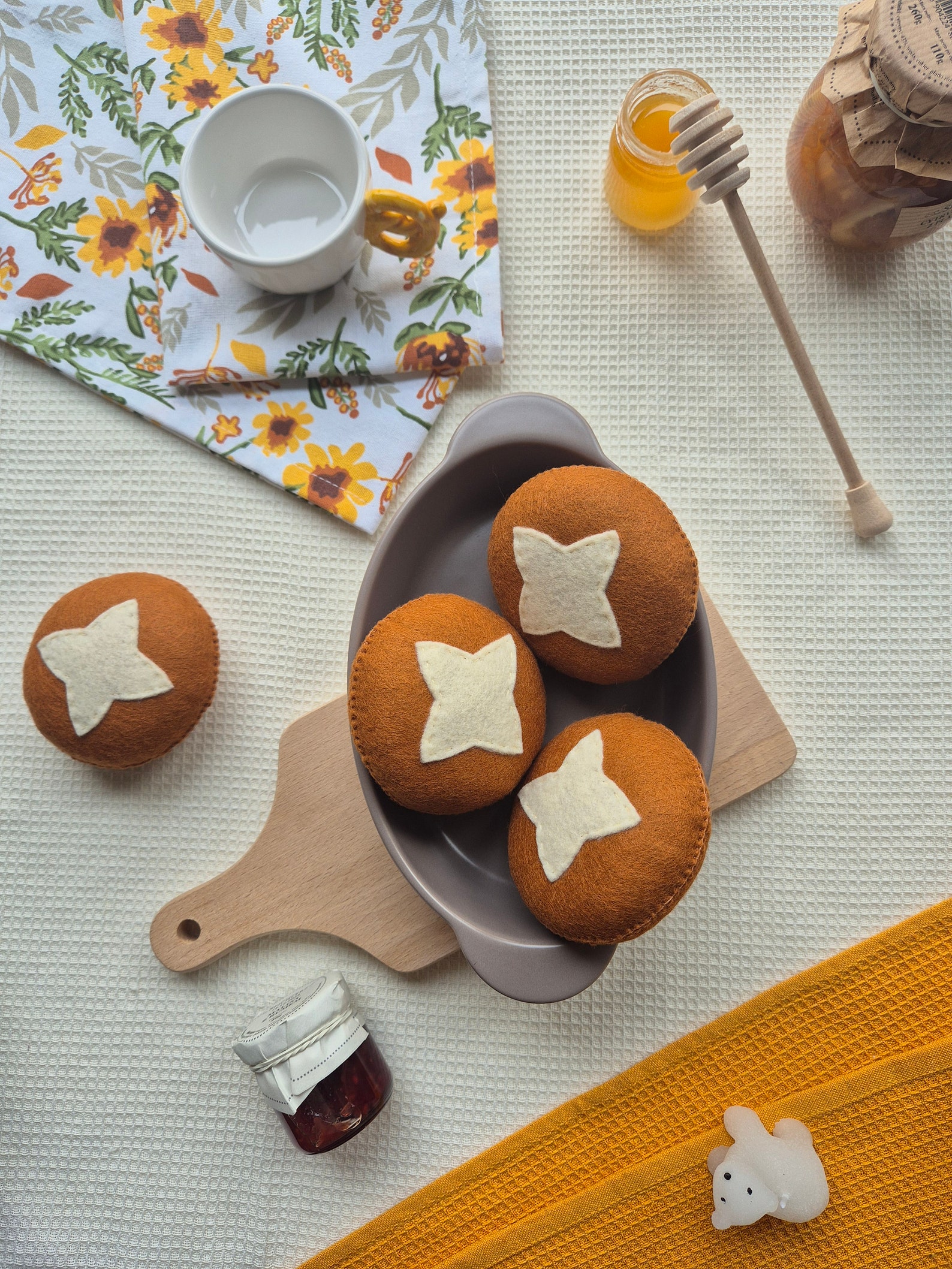 Felt Pretzel Bun Sewing Pattern – Plush Food, DIY Craft (PDF Pattern ...