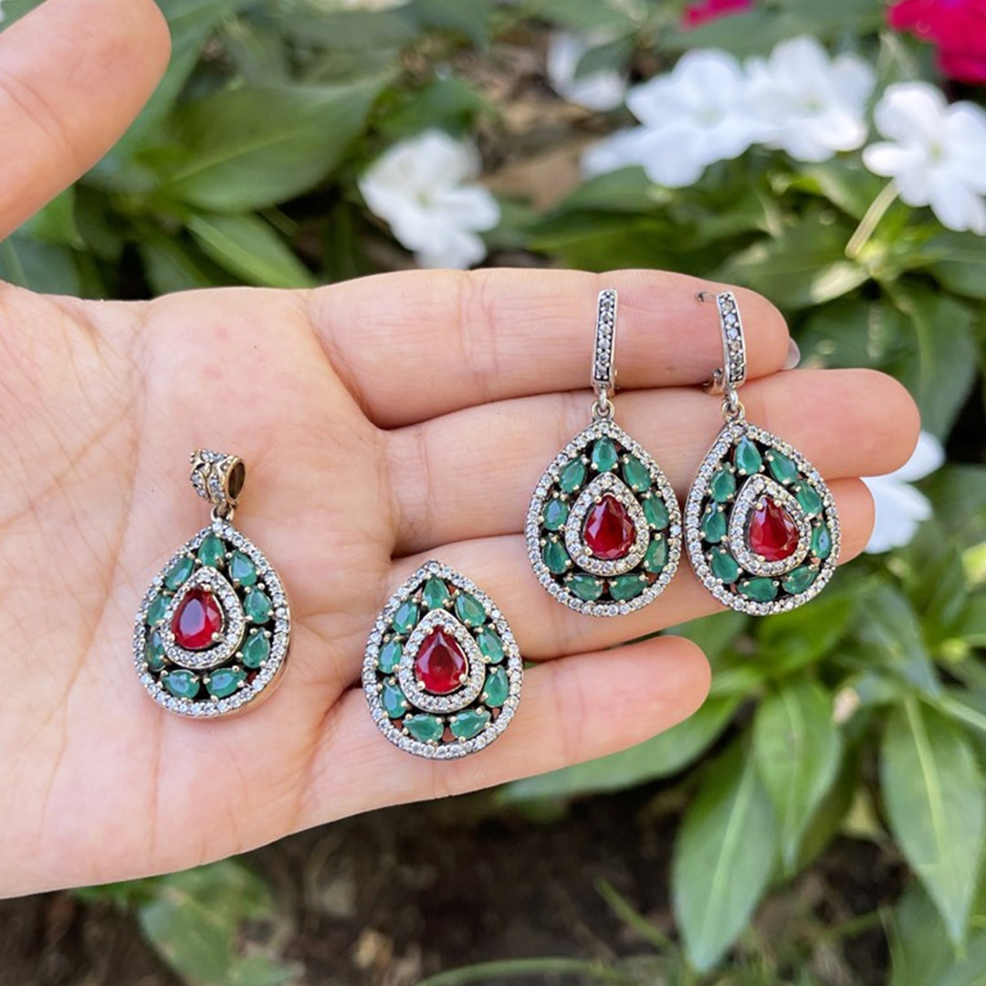 Authentic Design Silver Jewelry Set With Ruby and Emerald Stones ...
