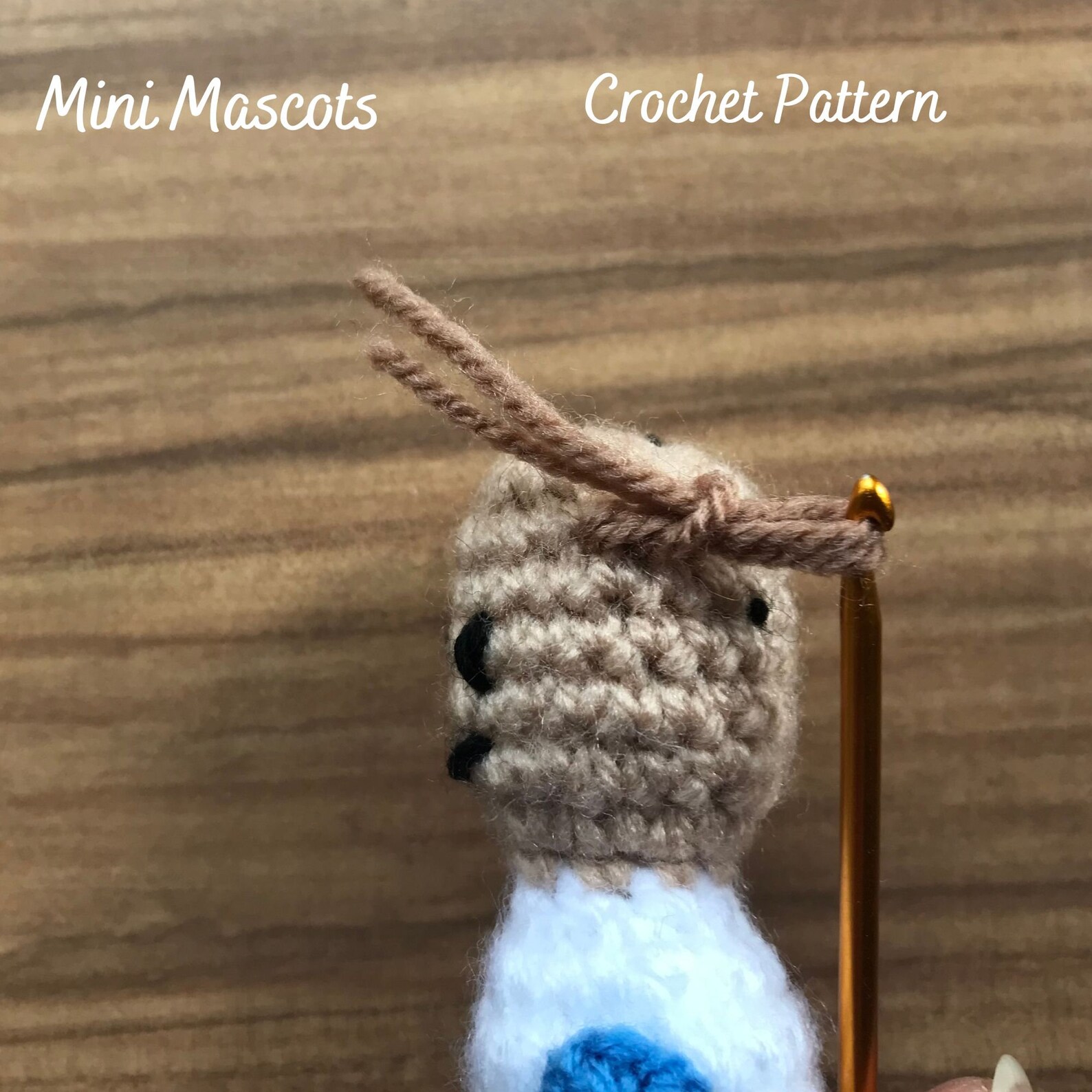 Mini Mascots, Crochet Tiny Dolls as Mascots in Team or School Colours ...