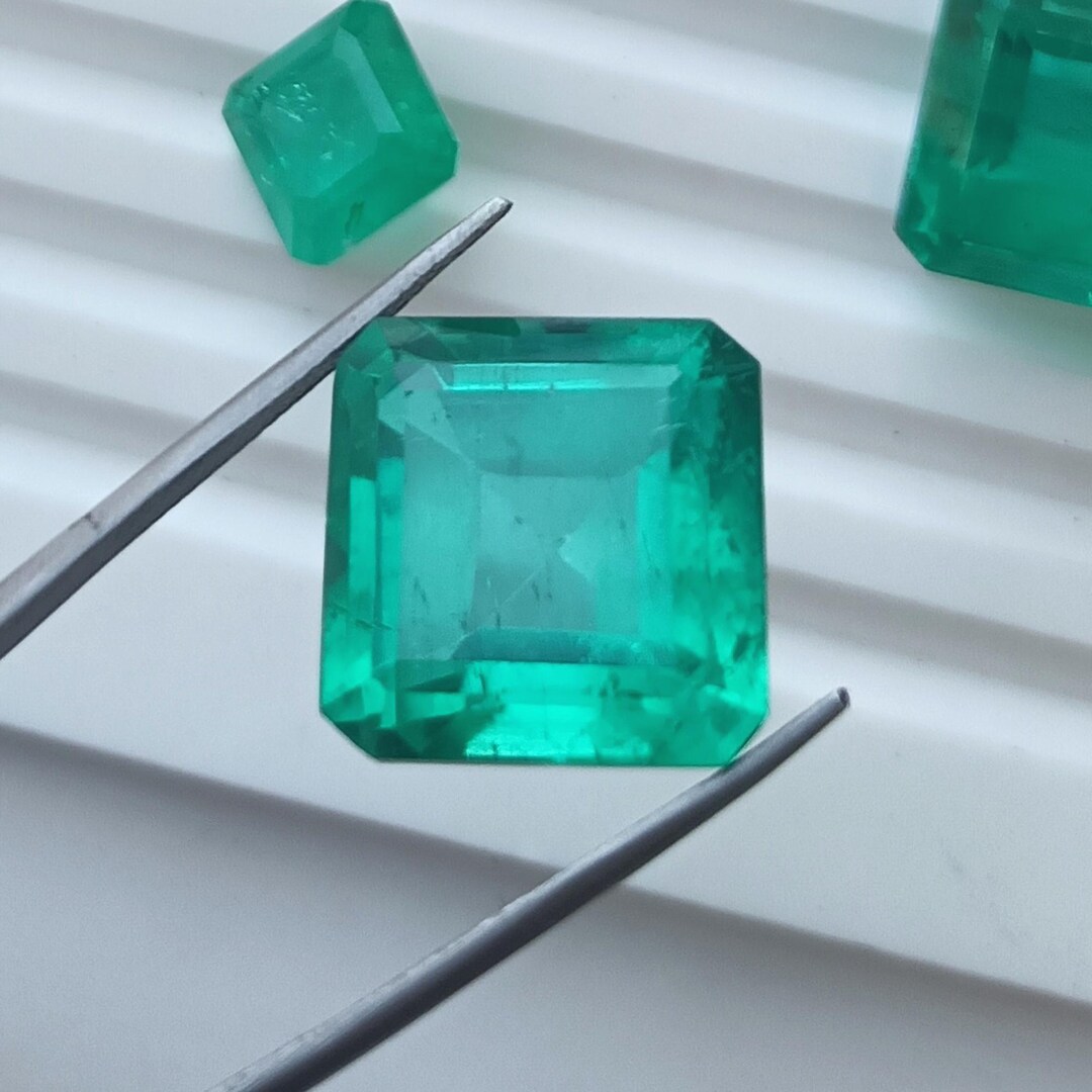 Natural Quartz Doublet Gemstone: Faceted Octagon Emerald Color Stone ...