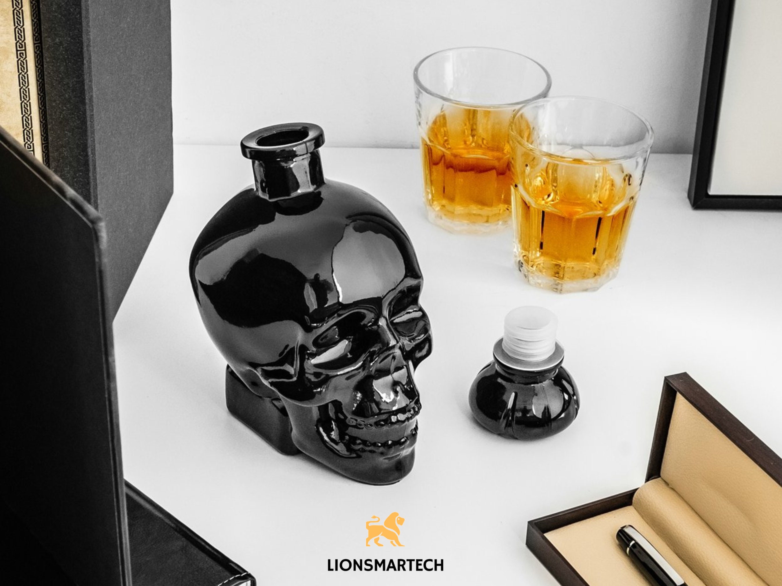 Black Skull Glass Bottle 750 Ml Ceramic Drinking Bottle Best Christmas ...
