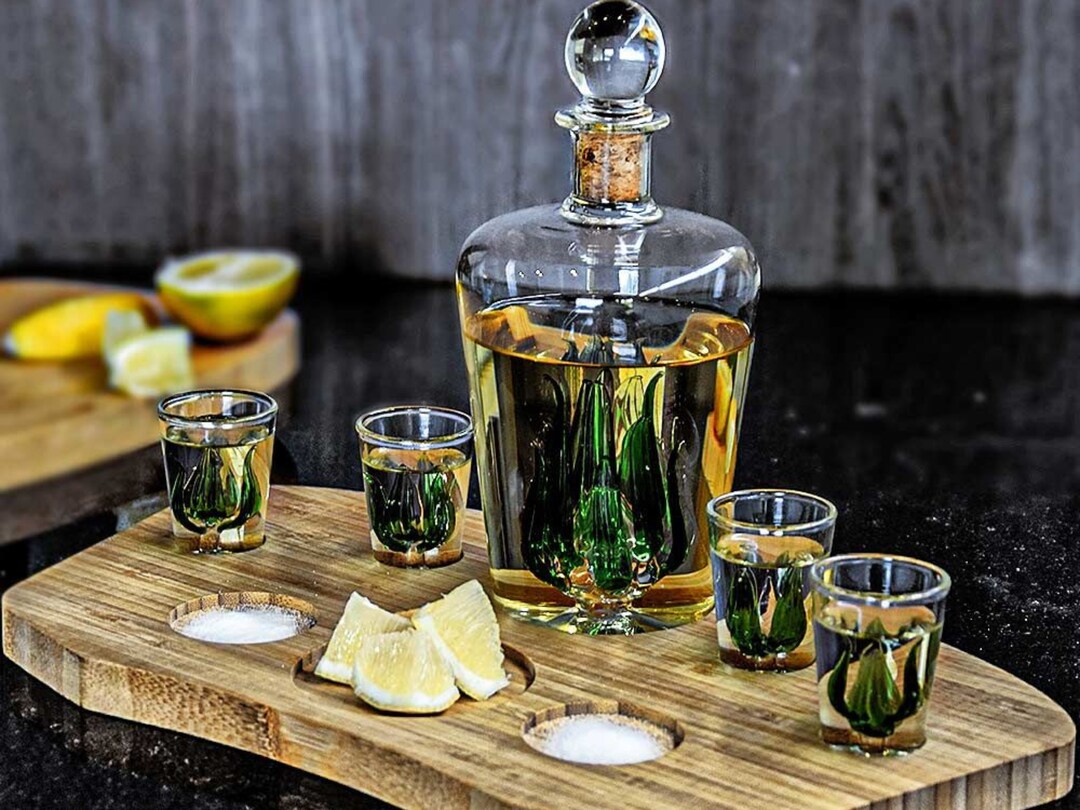 Luxury Handmade Artisanal Tequila Decanter Set | Made of Crystal-clear ...