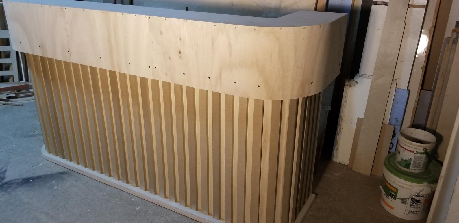 Slatwall Front Desk, Office Desk, Modern Furniture, Reception Desk ...