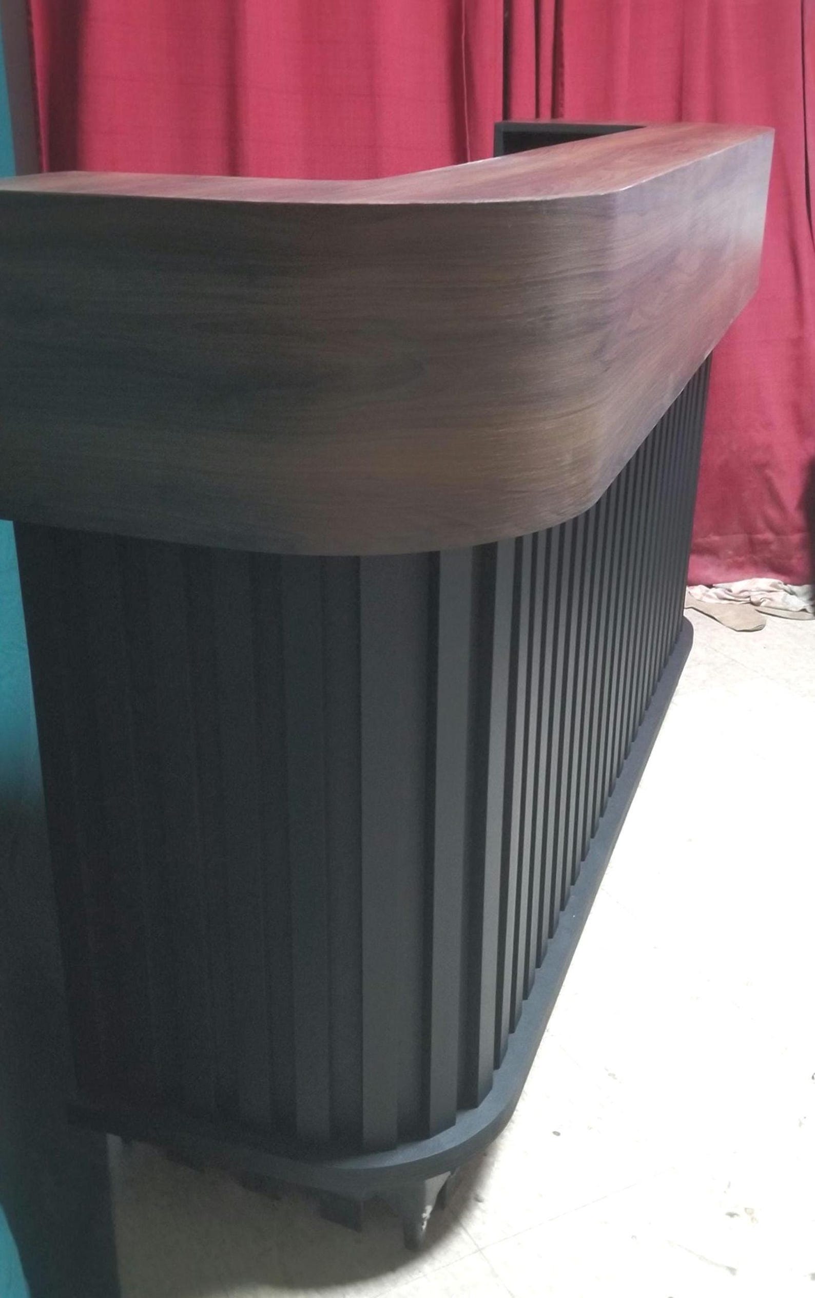 Slatwall Front Desk, Office Desk, Modern Furniture, Reception Desk ...