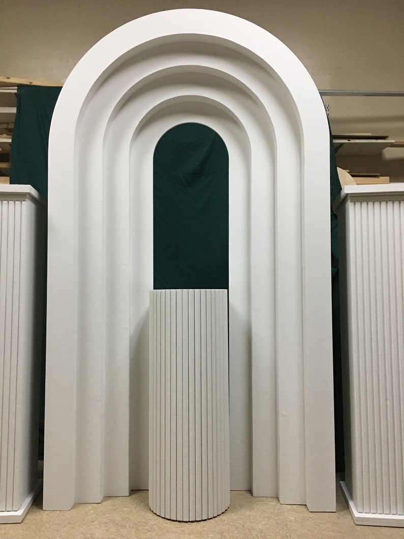 Groovy : Fluted Ripple Pedestal,round Beaded Table,for Art Display ...