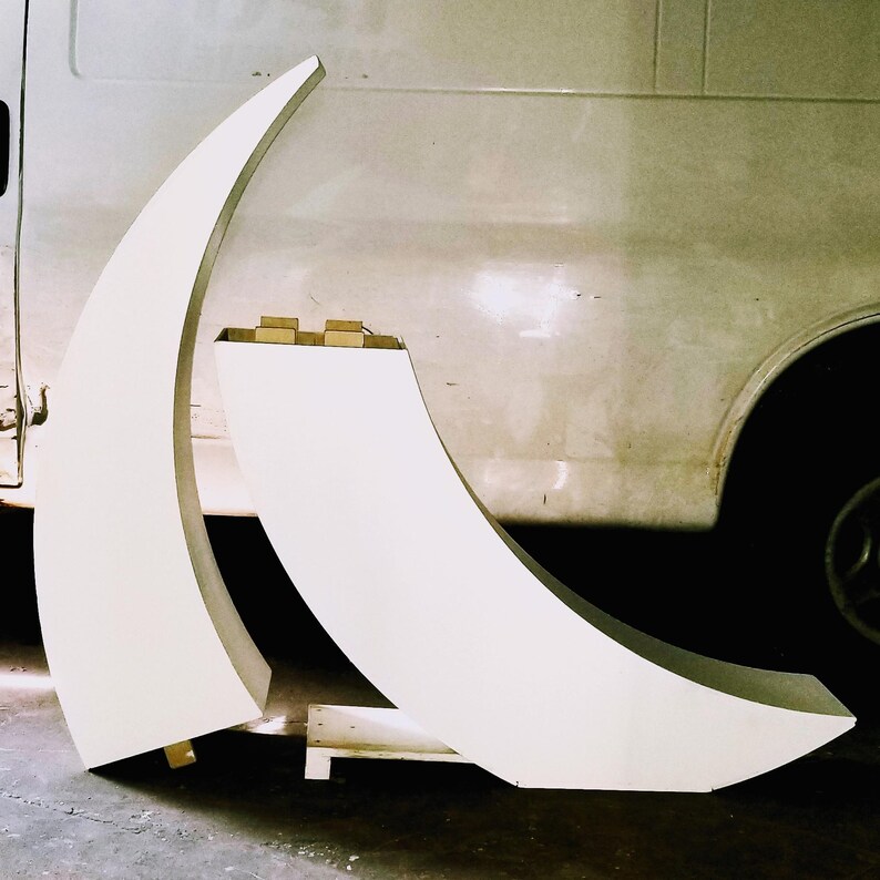 3D Crescent Moon Made in 2 Parts With Two Real Looking Three Layered ...