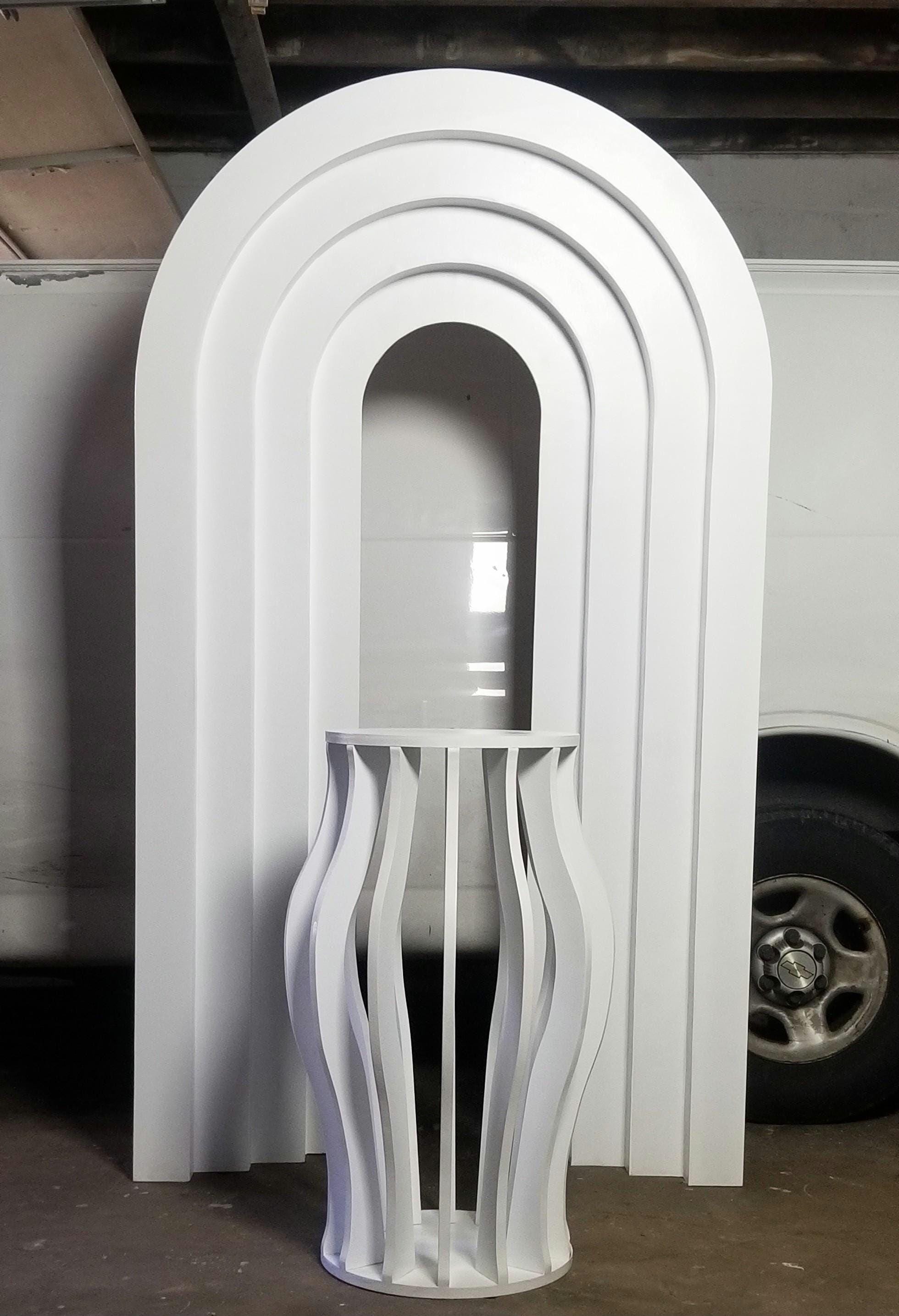 NEW Original Slatwall Pedestal Round Plinth Table,for Art Display , 17 ...