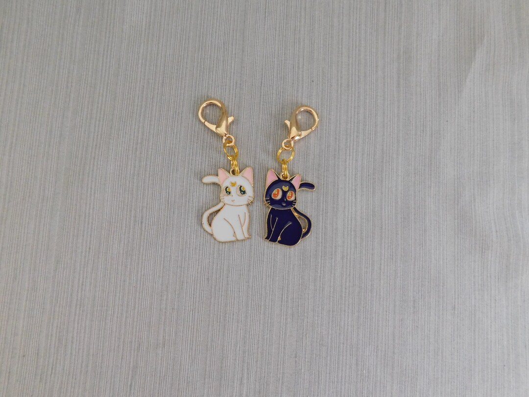 Cute Cat Zipper Pull, Pink Ear, Moon Forehead Cat Clip on Charm, Cat ...