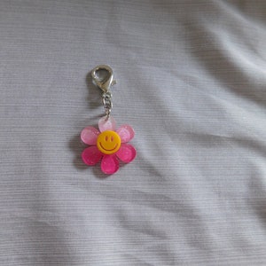 Daisy Smiley Face Zipper Pull, Clip on Charm, Bag Charm, Backpack ...