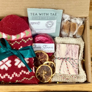 Cozy Winter Gift Box, Christmas Gift Basket, Hygge Gift Box, Christmas ...