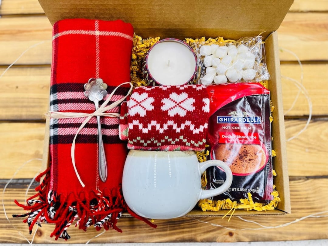 Cozy Winter Gift Box, Christmas Gift Basket, Hygge Gift Box, Christmas ...