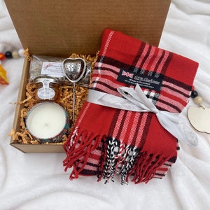 Cozy Winter Gift Box, Christmas Gift Basket, Hygge Gift Box, Christmas ...