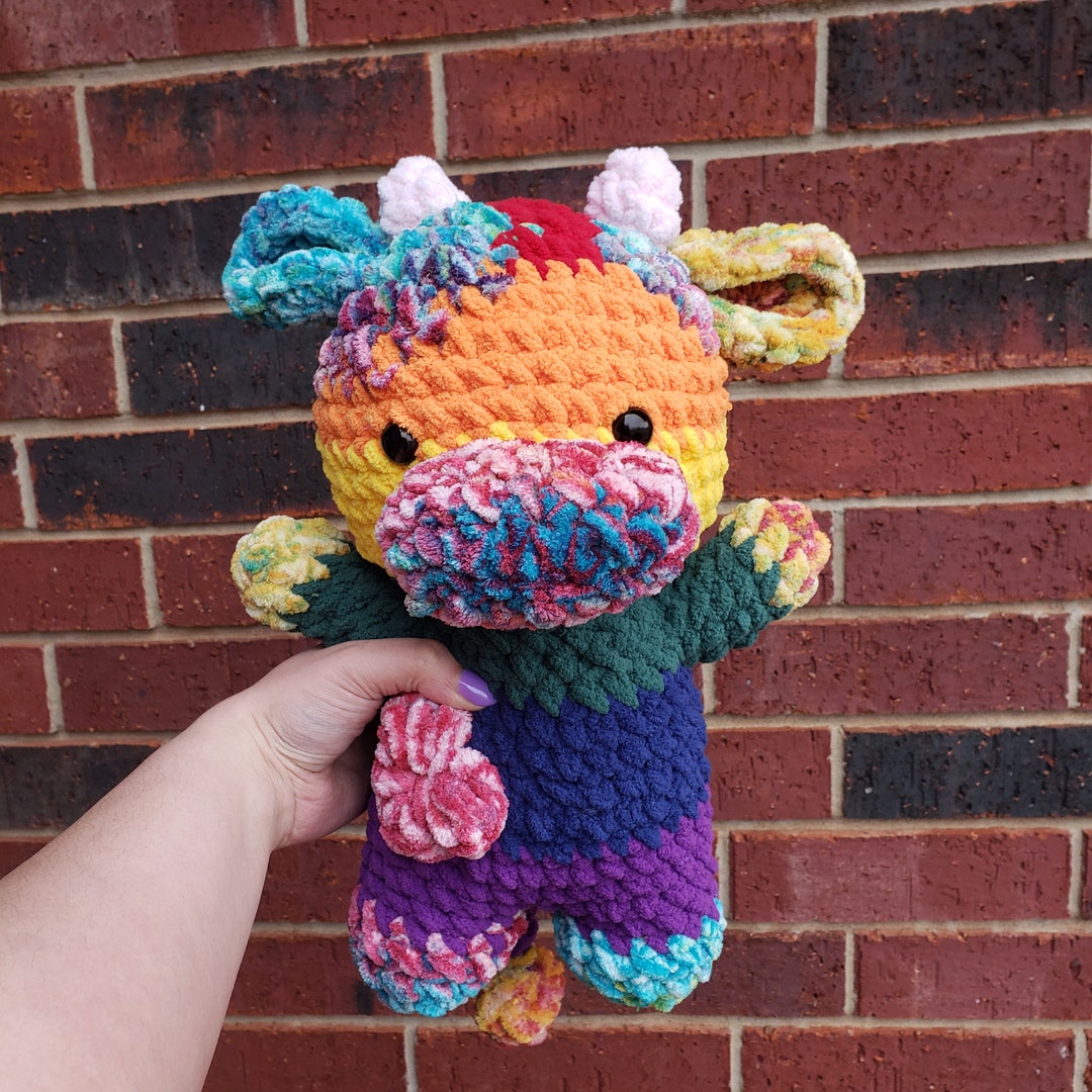 Crochet Rainbow Cow Stuffed Animal Amigurumi Rainbow Yarn Cow Plushy ...