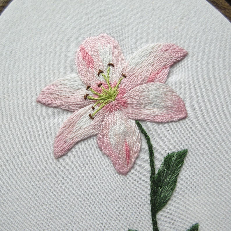 Pink Lily Hand Embroidery PDF Pattern Spring Floral - Etsy UK