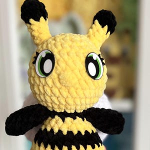 Sweet Crochet Baby Bumblebee, Adorable Little Sparkly Stuffed Animal ...