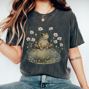 Cottagecore Shirt - Etsy