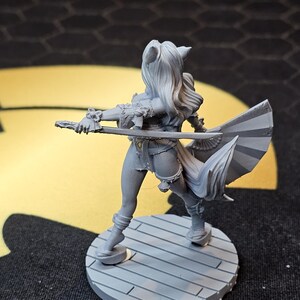 Kitsune's Deadly Dance | Catfolk | Tabaxi | Tabletop RPG | 32, 75mm or ...