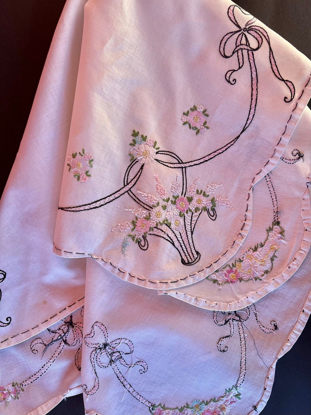 Table Cloth, in Pretty Pastel Colors Yellow, Purple ,pink, Blue ,white ...