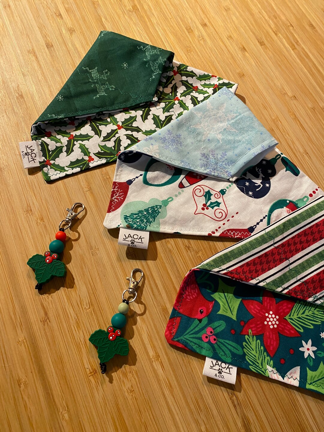 Mistletoe Leaf Charm - Etsy