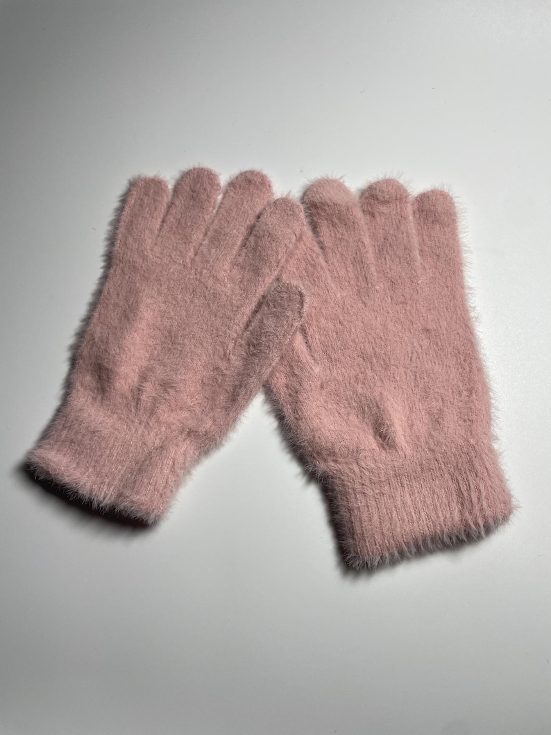 Soft White Fuzzy Luxury Winter Fashion Gloves Warm and Cozy Unisex ...