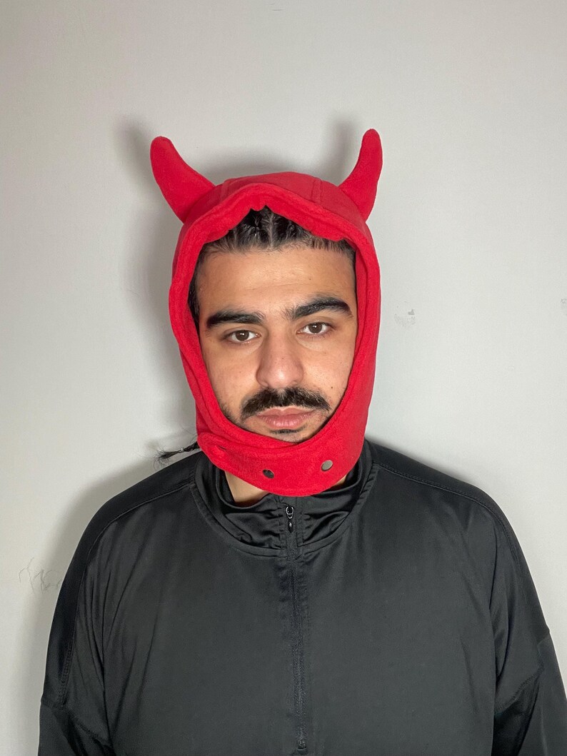 Red Devil Horn Hat With Snap Closure – Cozy Fleece Costume Hat, Unisex ...
