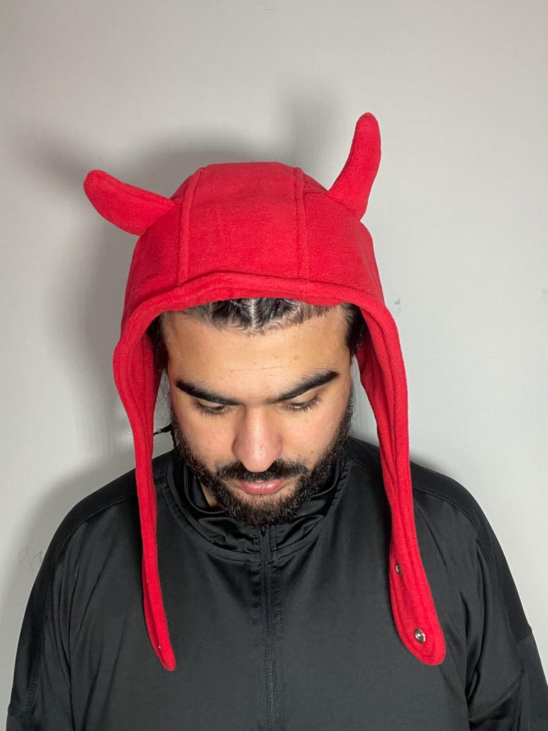 Red Devil Horn Hat With Snap Closure – Cozy Fleece Costume Hat, Unisex ...