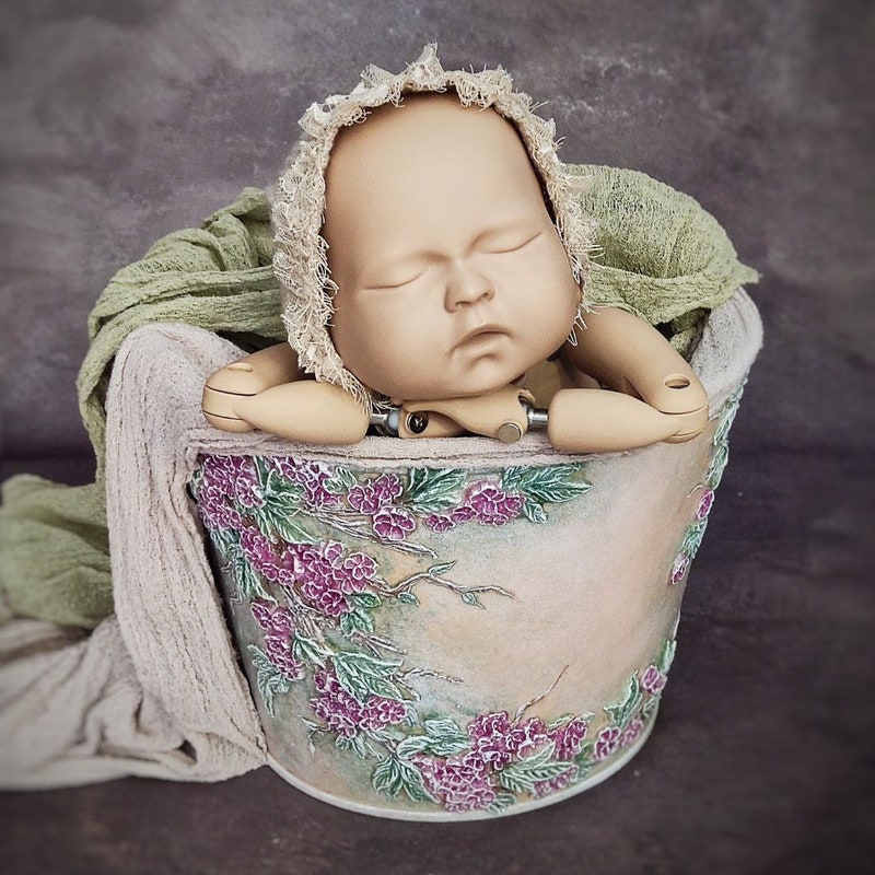 Newborn Posing Prop - Etsy