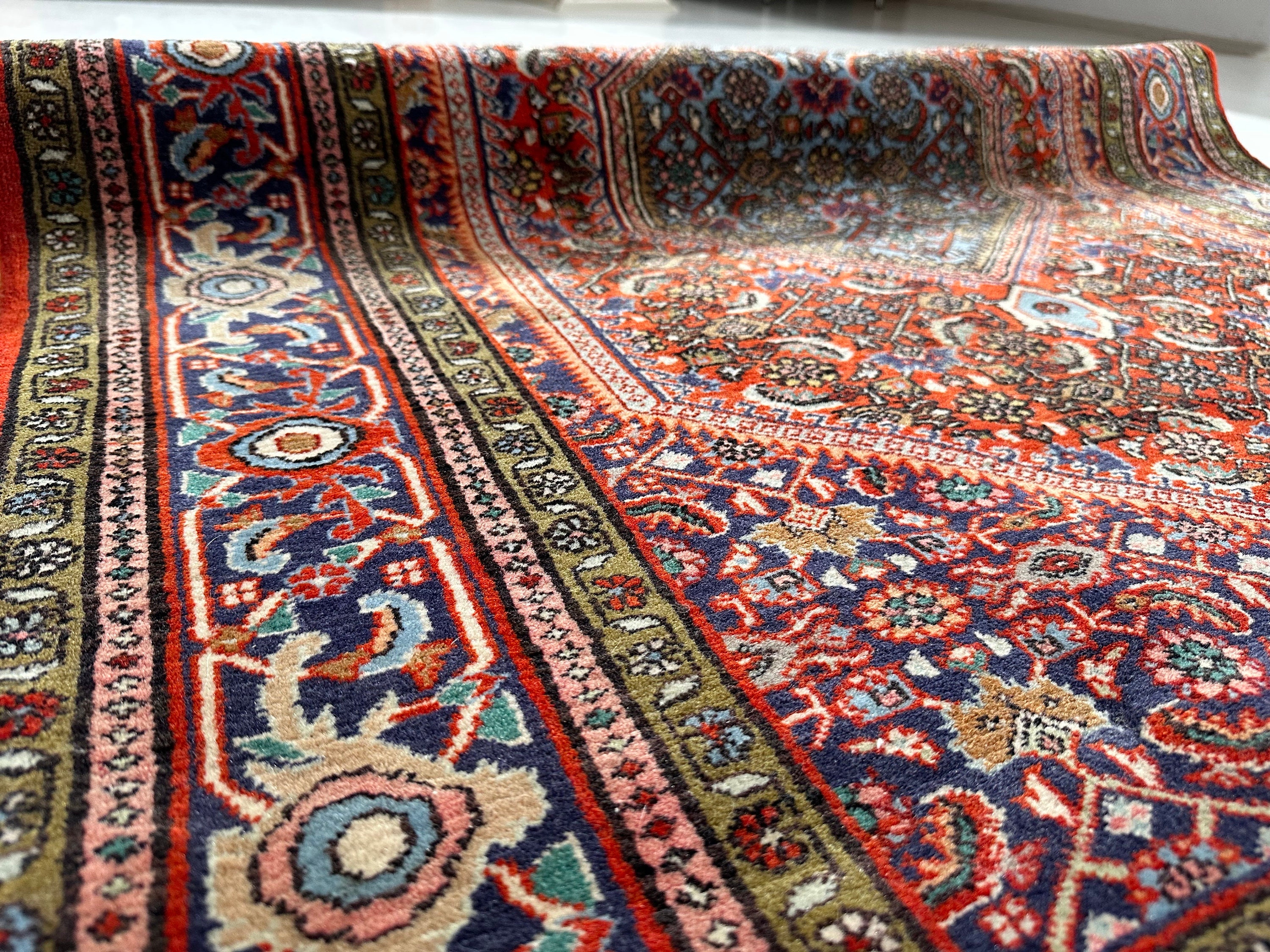 Handwoven Persian Red Rug, 3x5 Small Flowery Pattern Vintage Rug ...