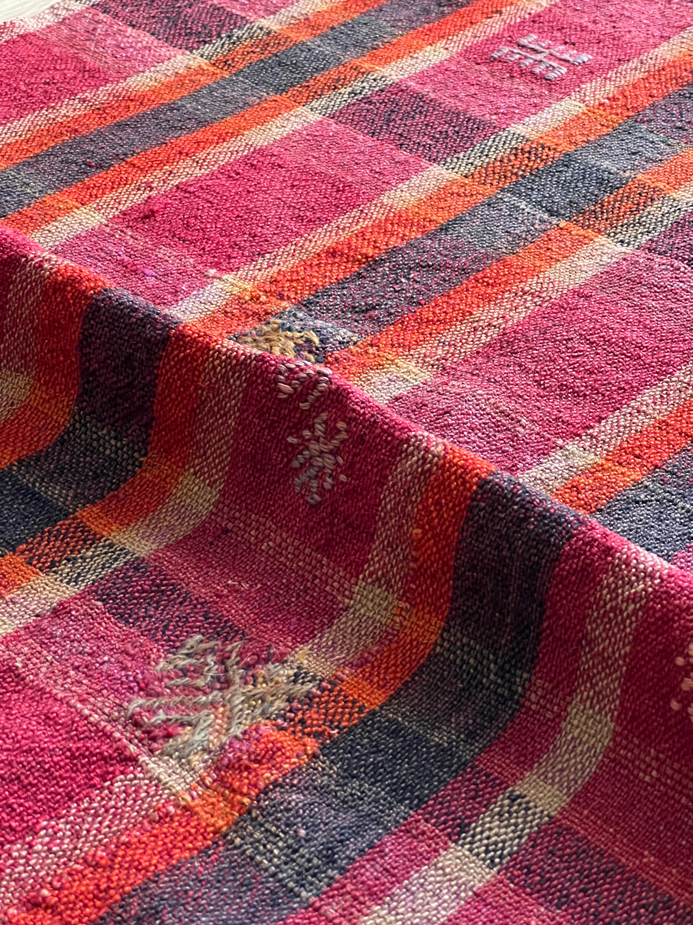 2x4 Vintage Handwoven Red Color Small Rug,2x4 Handmade Red-black Floor ...