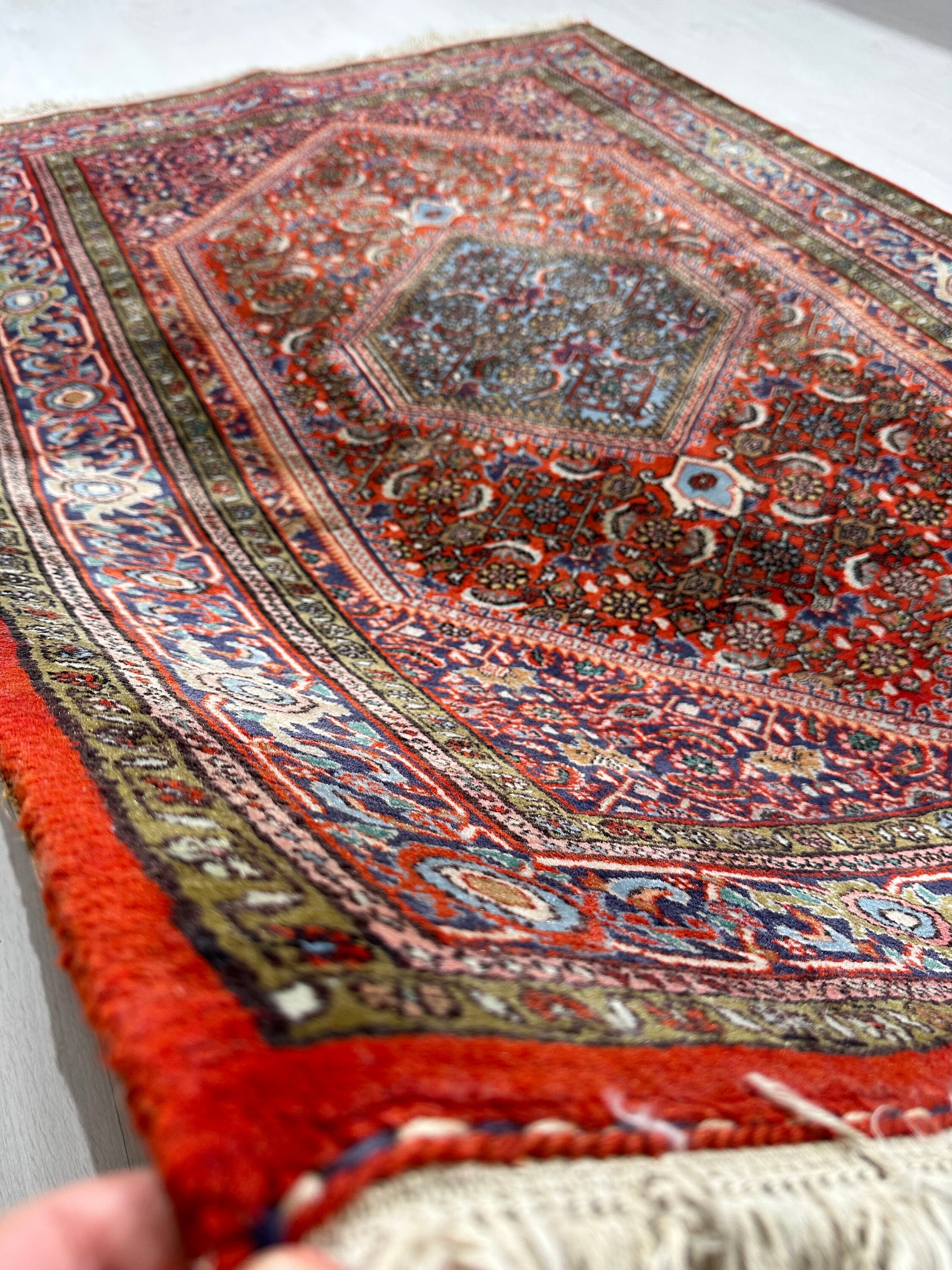 Handwoven Persian Red Rug, 3x5 Small Flowery Pattern Vintage Rug ...
