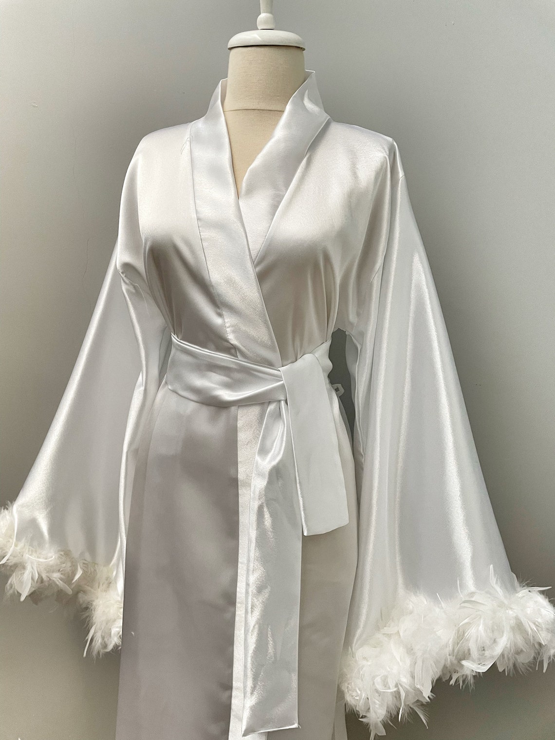 Bridal Robe With Feather, White Boudoir Robe, Long Silk Robe, Bridal ...