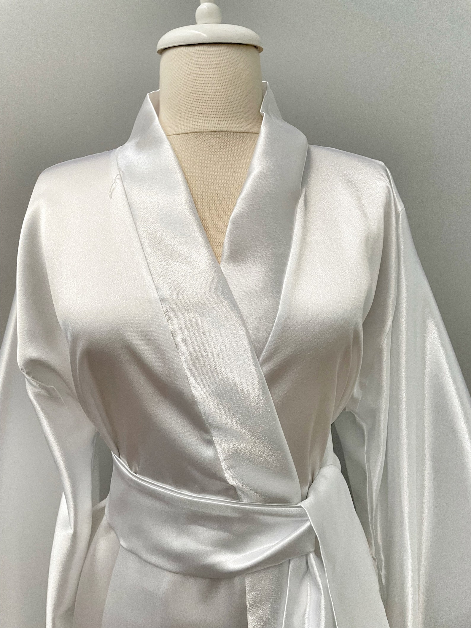 Bridal Robe With Feather, White Boudoir Robe, Long Silk Robe, Bridal ...