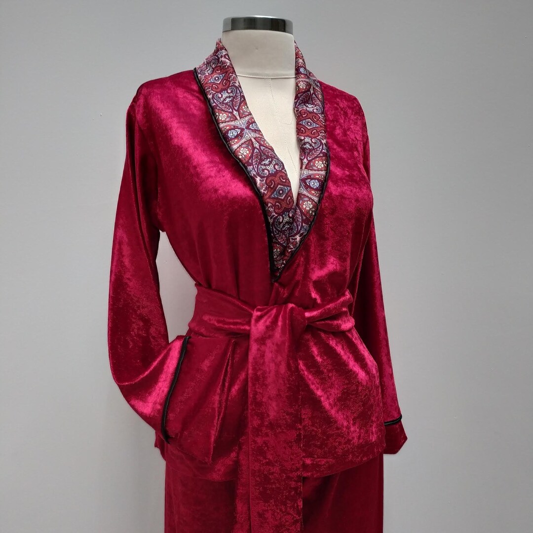 Valentine’s Day Red Velvet Pyjamas Set , Love Gift Red Pyjamas Women ...