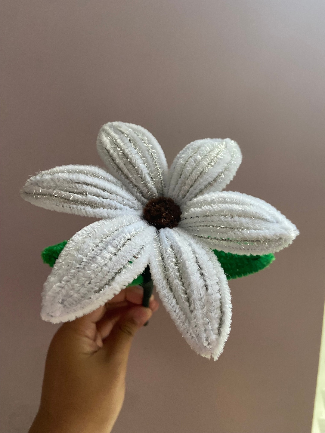 White Lily Pipe Cleaner Flower - Etsy