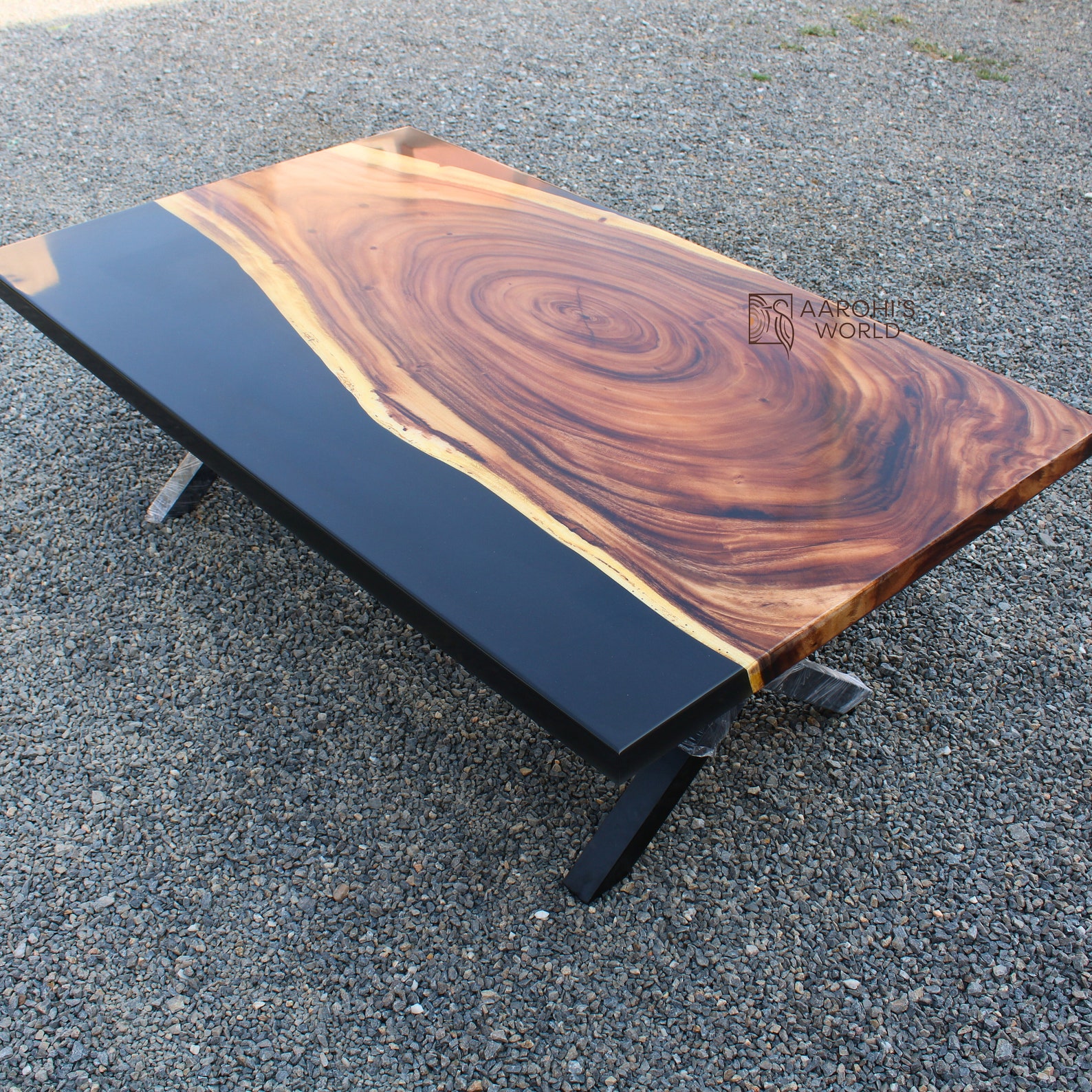 Custom Coffee Table of Big Wood Plank and Epoxy Resin - Etsy