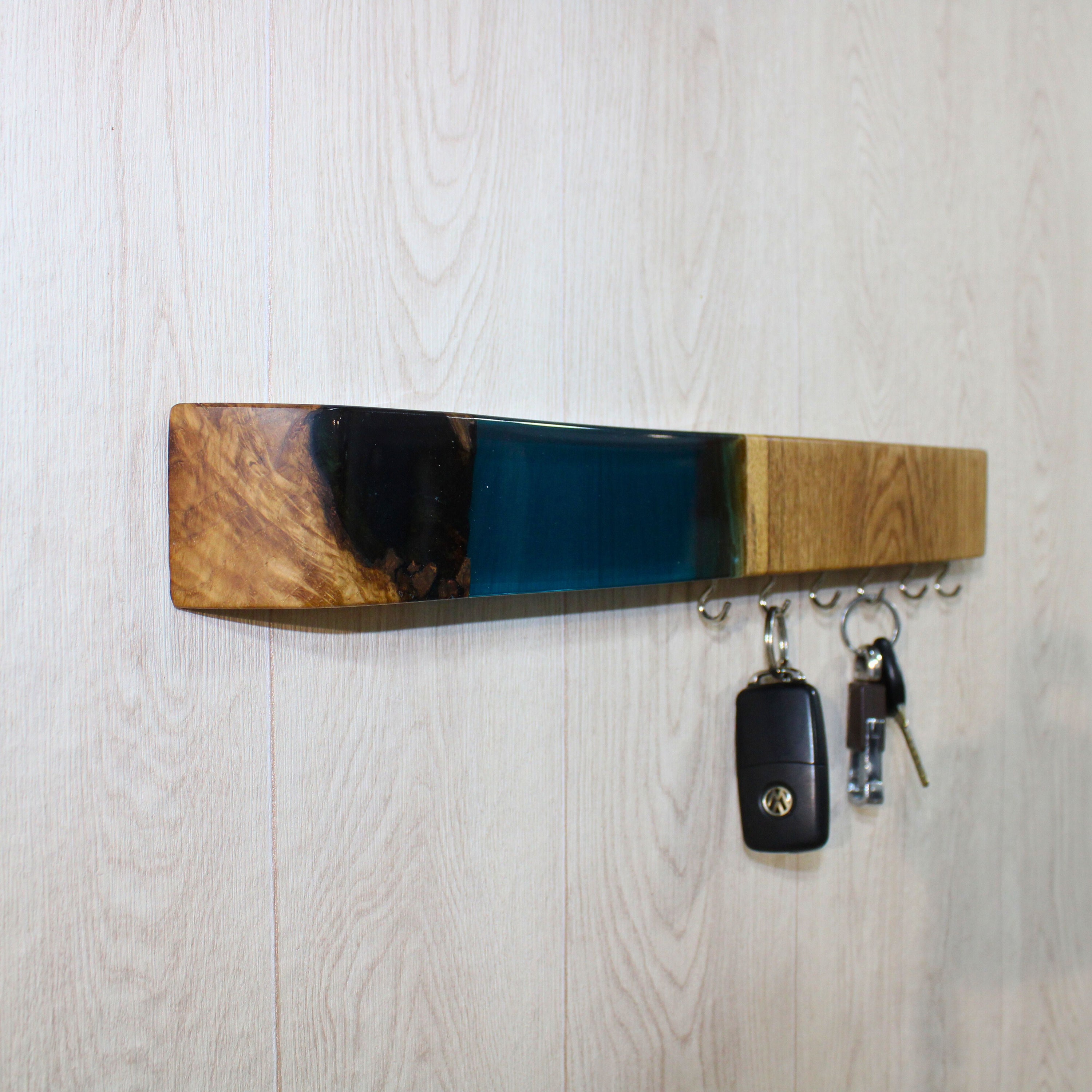 Epoxy Resin and Oak Wood Key Chain Holder, Statement Wooden Decorative ...