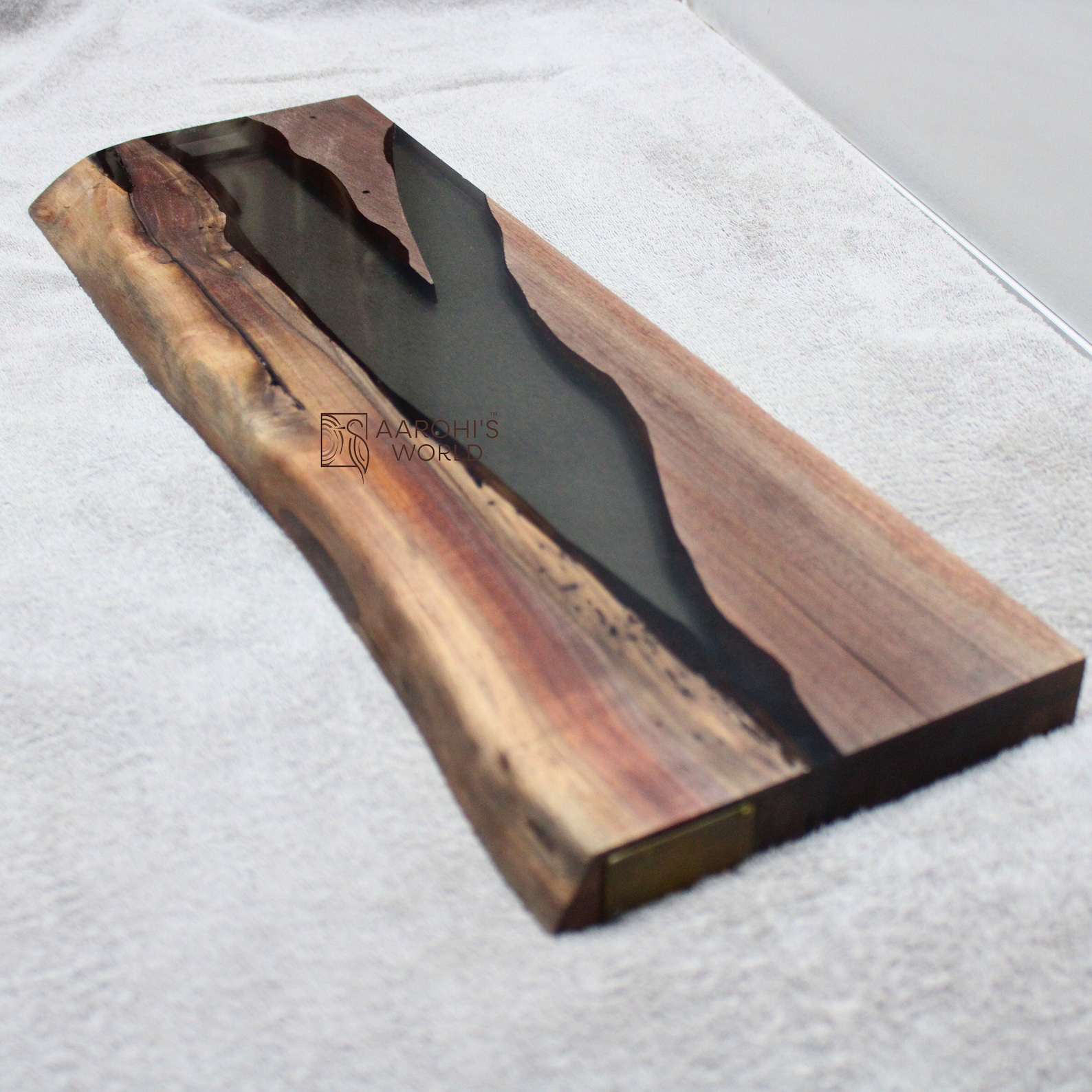 Wall Shelf of Epoxy Resin and Walnut Wood, Floating Wall Shelf - Etsy UK