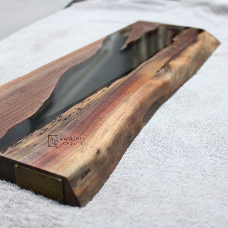 Wall Shelf of Epoxy Resin and Walnut Wood, Floating Wall Shelf - Etsy UK